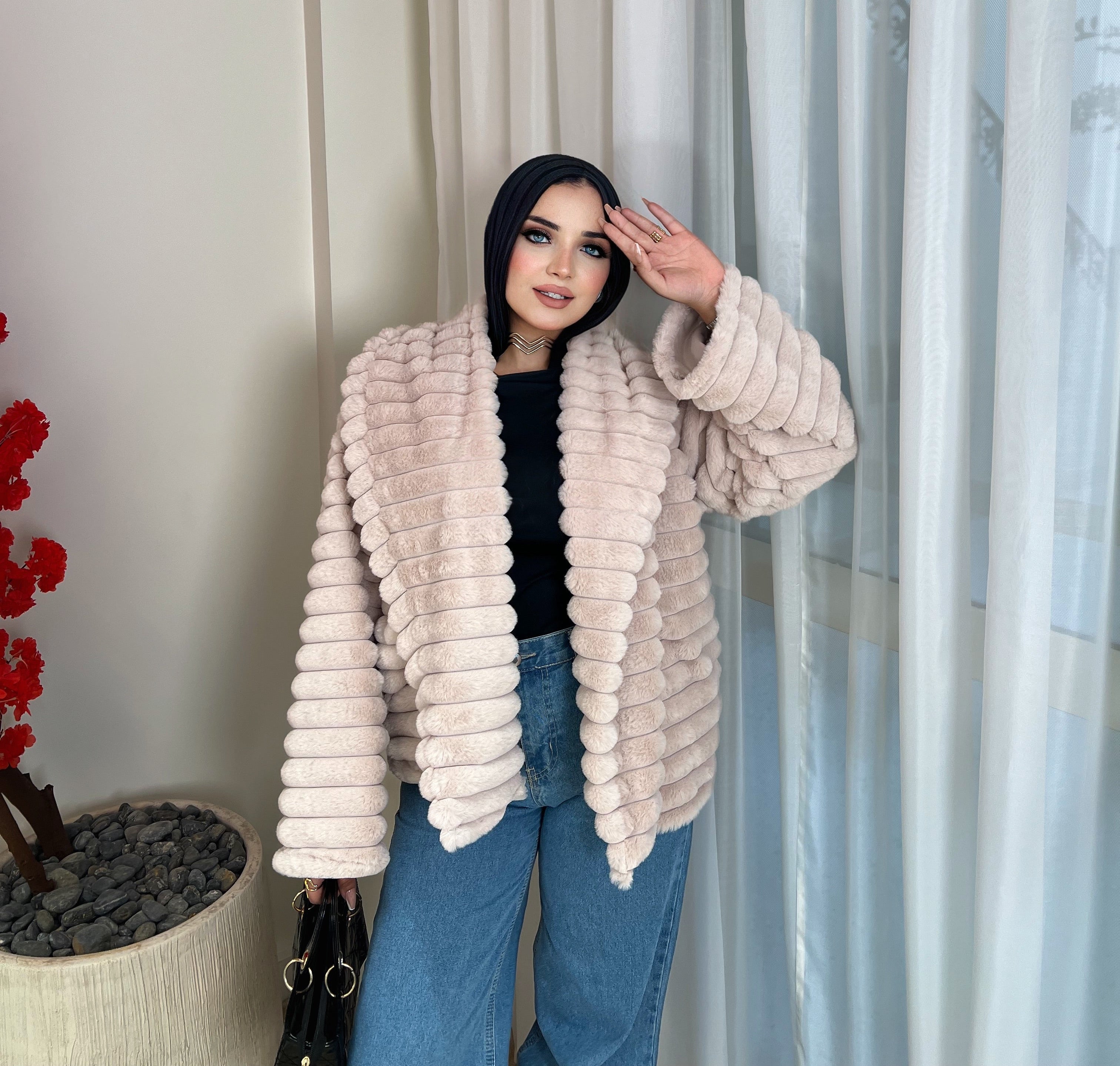 Furry Fur Jacket - Beige – Galaria